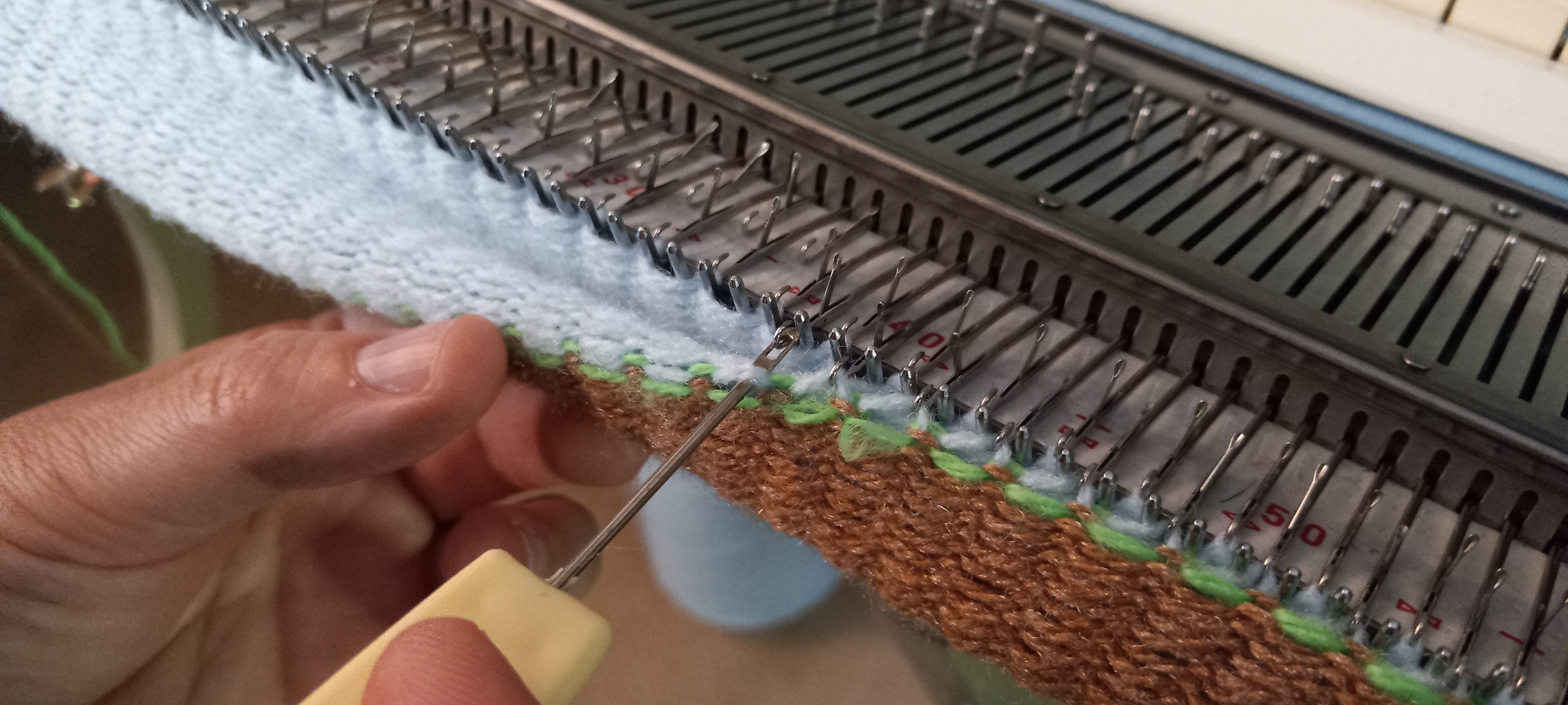 knitting machines, repair, techniques and more...
